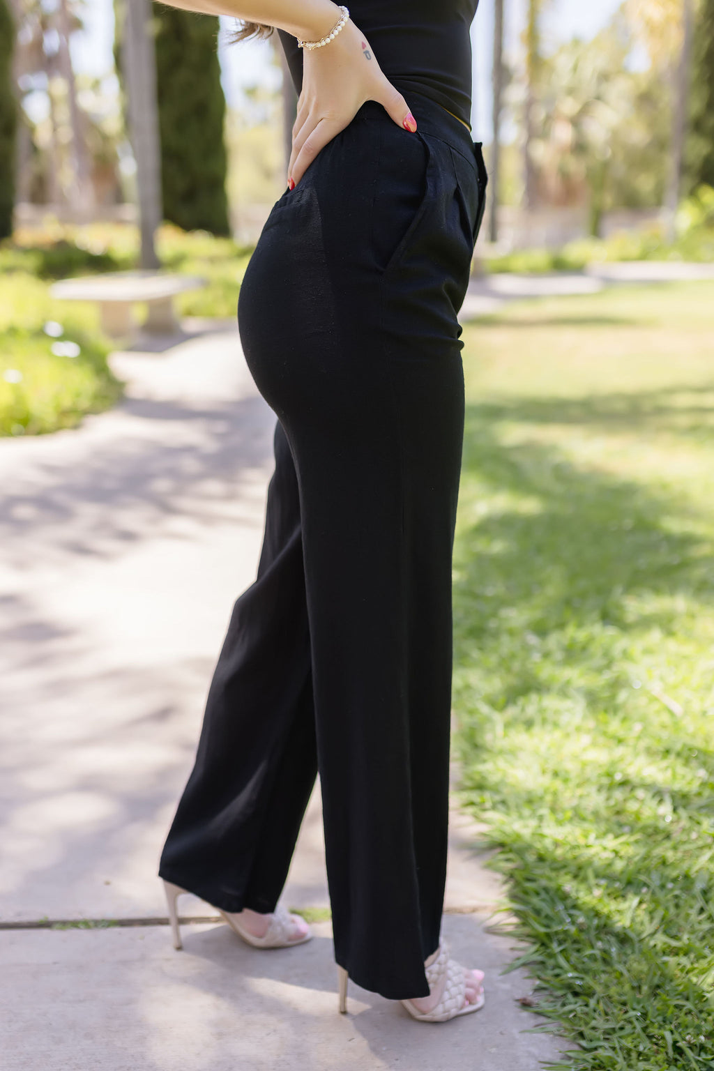 Women's Bottoms: Pants, Joggers, Shorts & Jeans – Miss Match Group Inc.